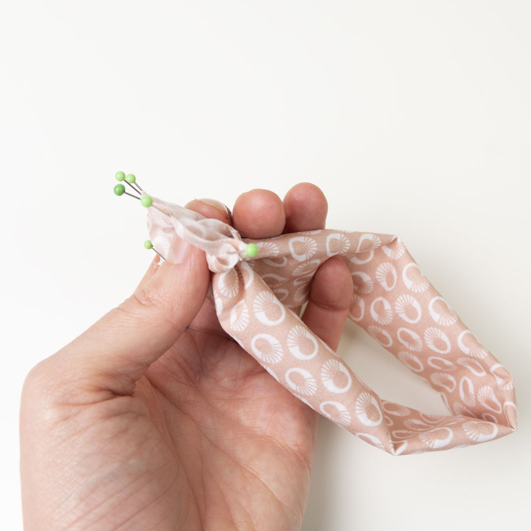 Patron gratuit : Tuto débutant chouchou scrunchie | Snaply Magazine