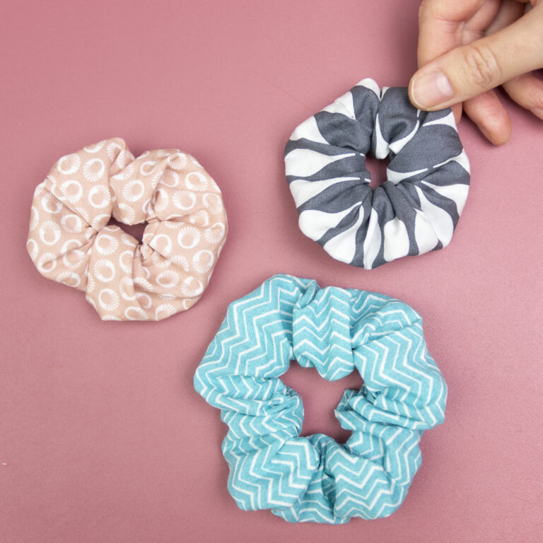 Patron gratuit : Tuto débutant chouchou scrunchie | Snaply Magazine