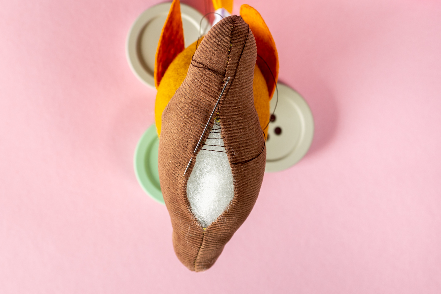 Patron gratuit : Trio de figurines pour mobile bébé - Snaply Magazine