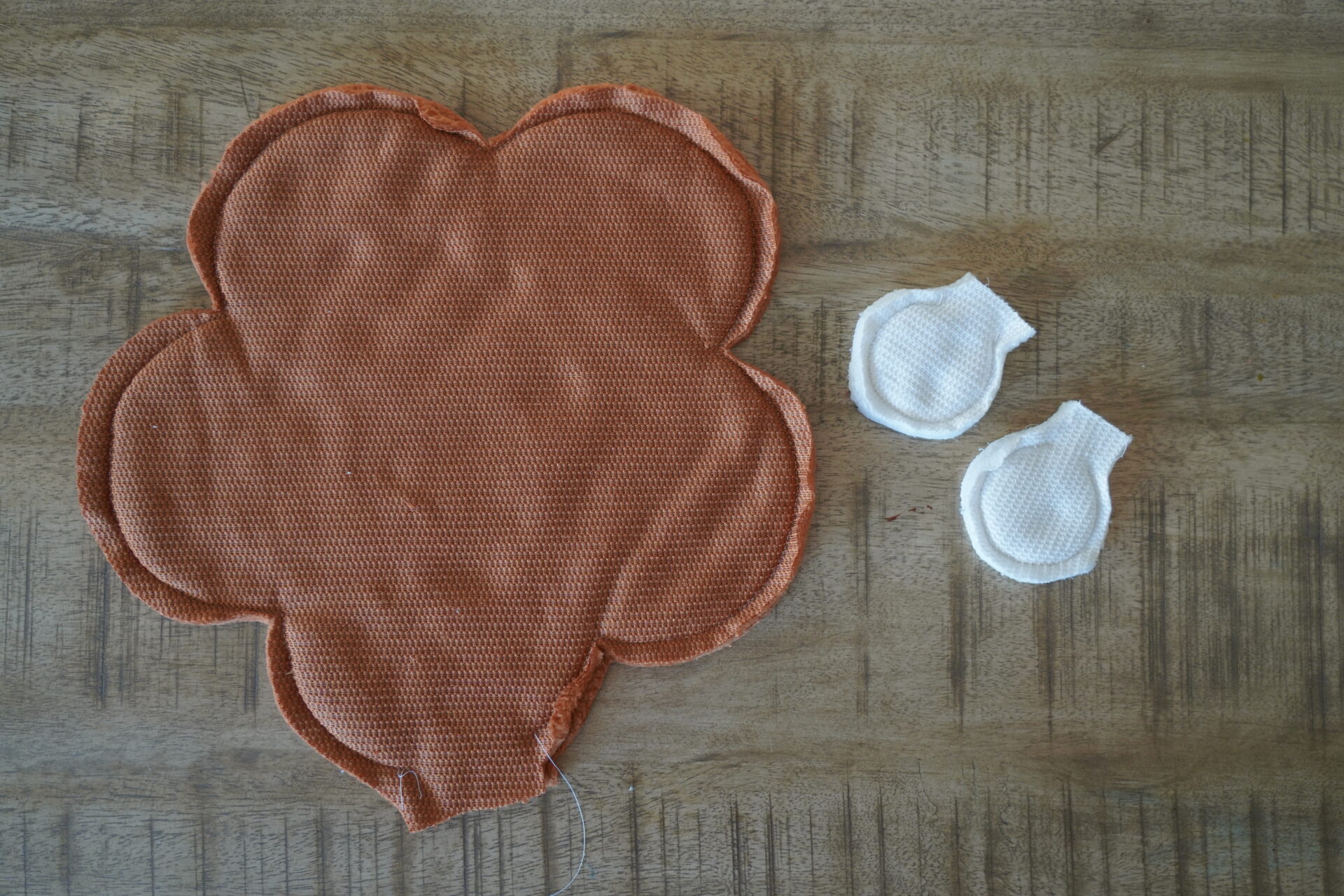 Tuto coussin marguerite très facile - Snaply Magazine